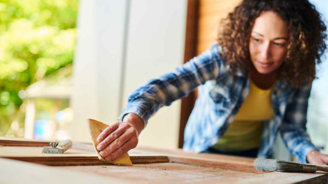 How to Sand a Door Without Taking It off - House Cleanify